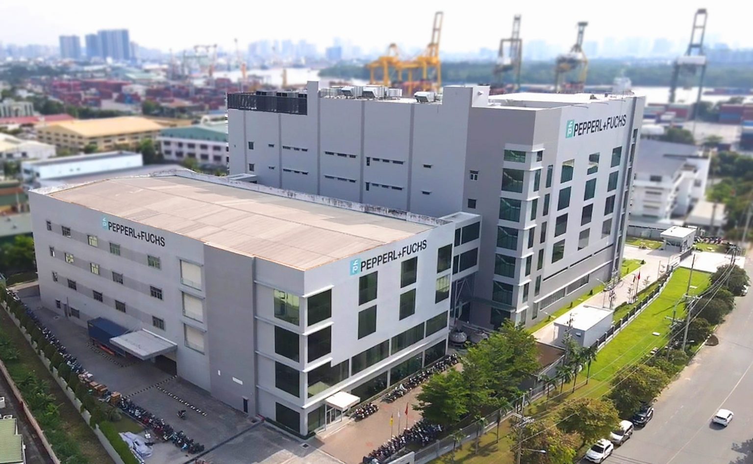 PEPPERL + FUCHS VIETNAM FACTORY | TUAN LE Construction