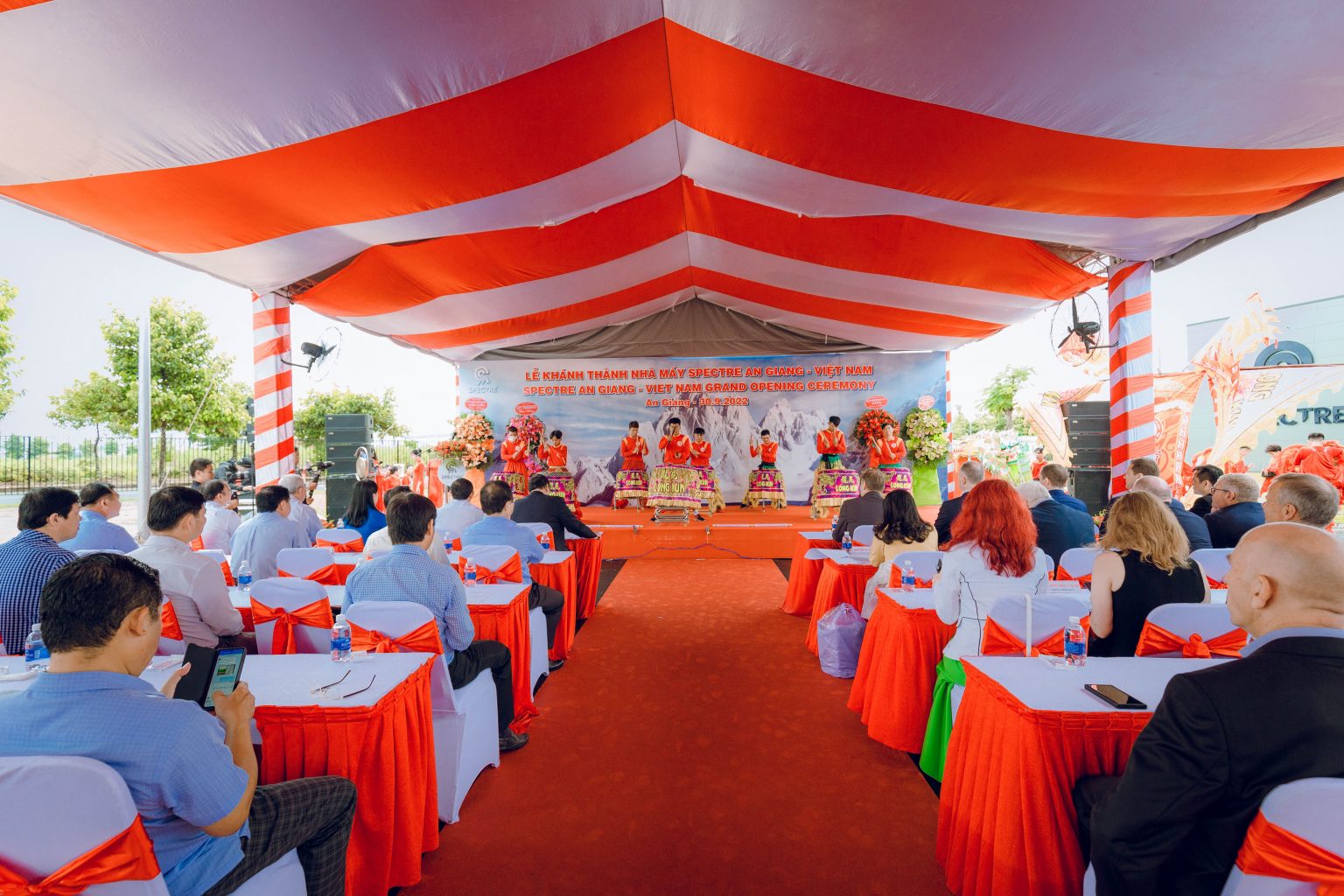 SPECTRE AN GIANG GARMENT TECHNOLOGY FACTORY OFFICIALLY OPENED | TUAN LE ...